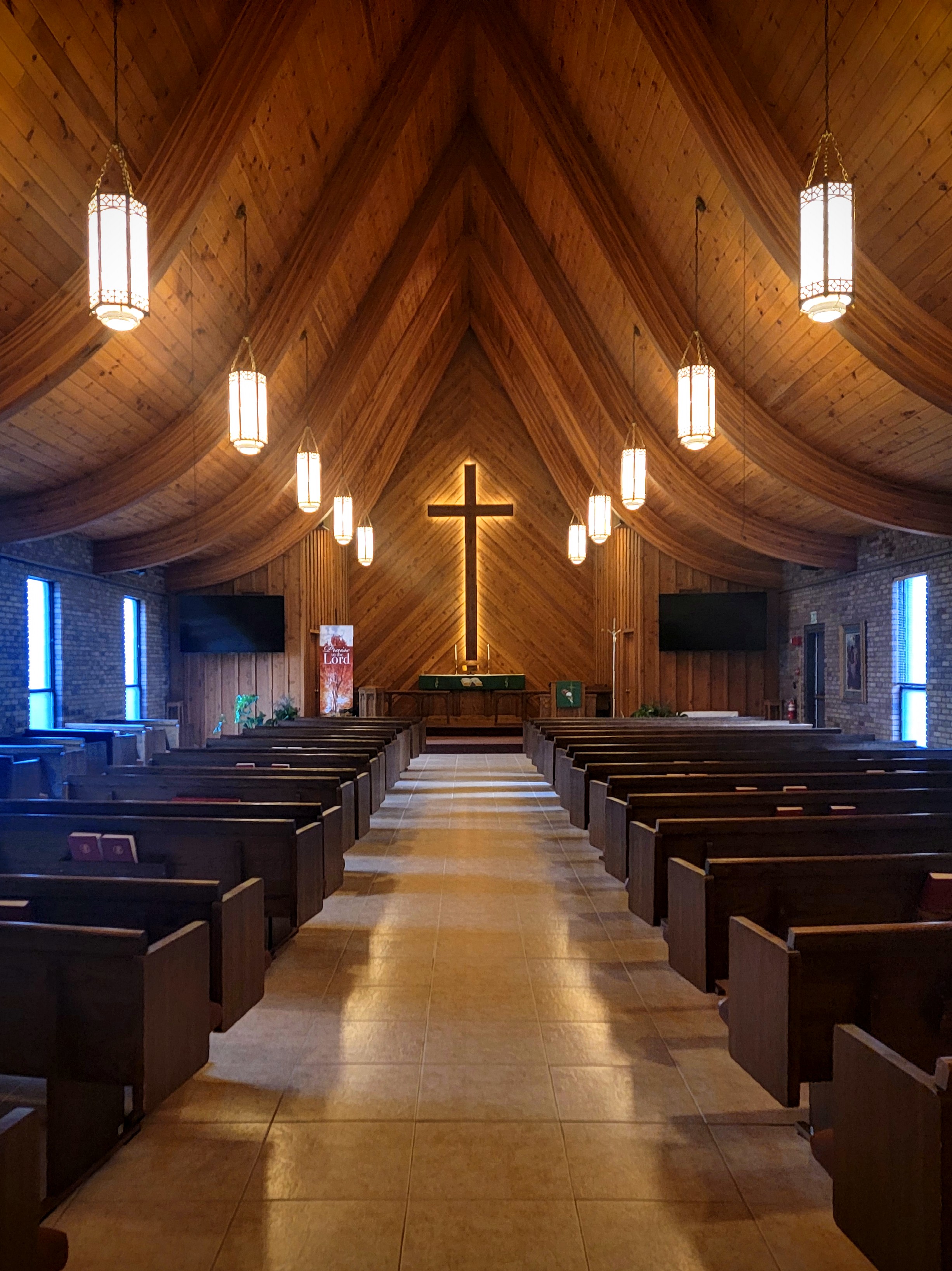 The LDS A-Frame Chapel – LDS Meetinghouse Architecture